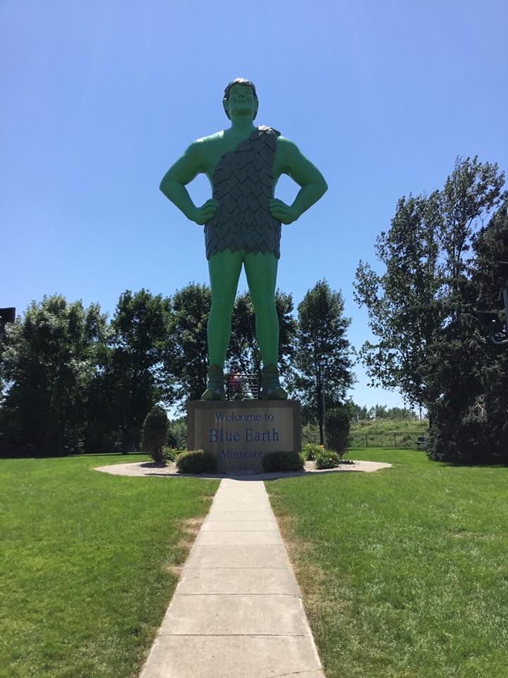 Picture of the day: The Jolly Green Giant – Globetrotting Grandpa